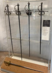 Spada a Striscia (Rapier) – La Spada Perfetta